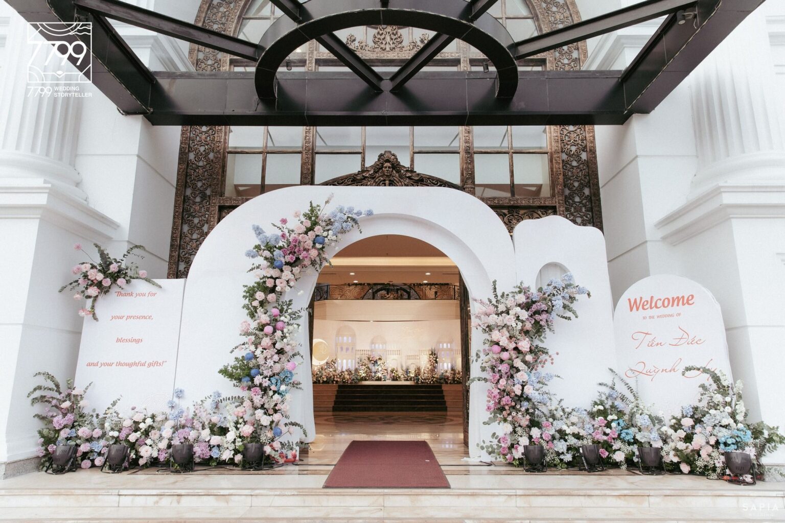 6 Inspirasi Dekorasi Welcome Gate yang Simple tapi Keren
