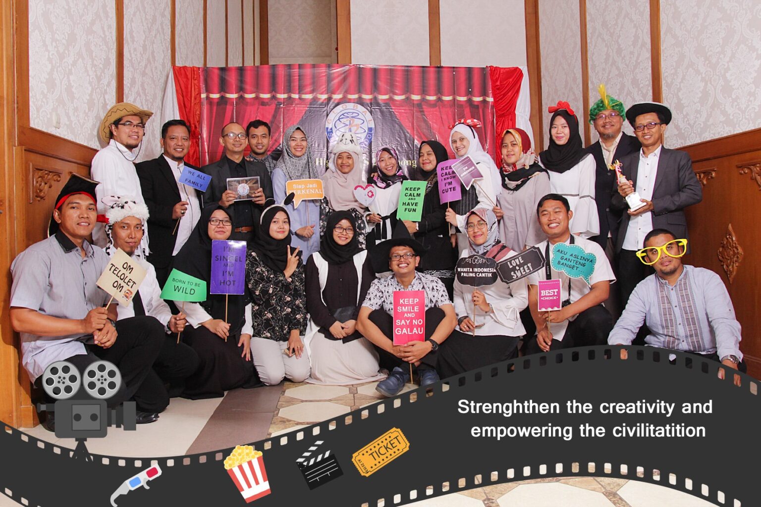 20 Contoh Desain Photo Booth Event Sederhana yang Keren