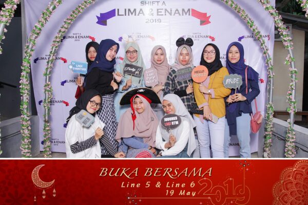 20 Contoh Desain Photo Booth Event Sederhana yang Keren
